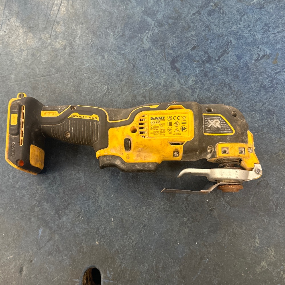 Dewalt dewalt dcs355 brushless multi tool - Own4Less